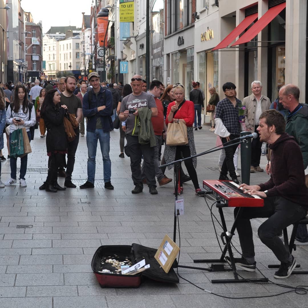 O que é 'busker': como se tornar um artista de rua na Irlanda